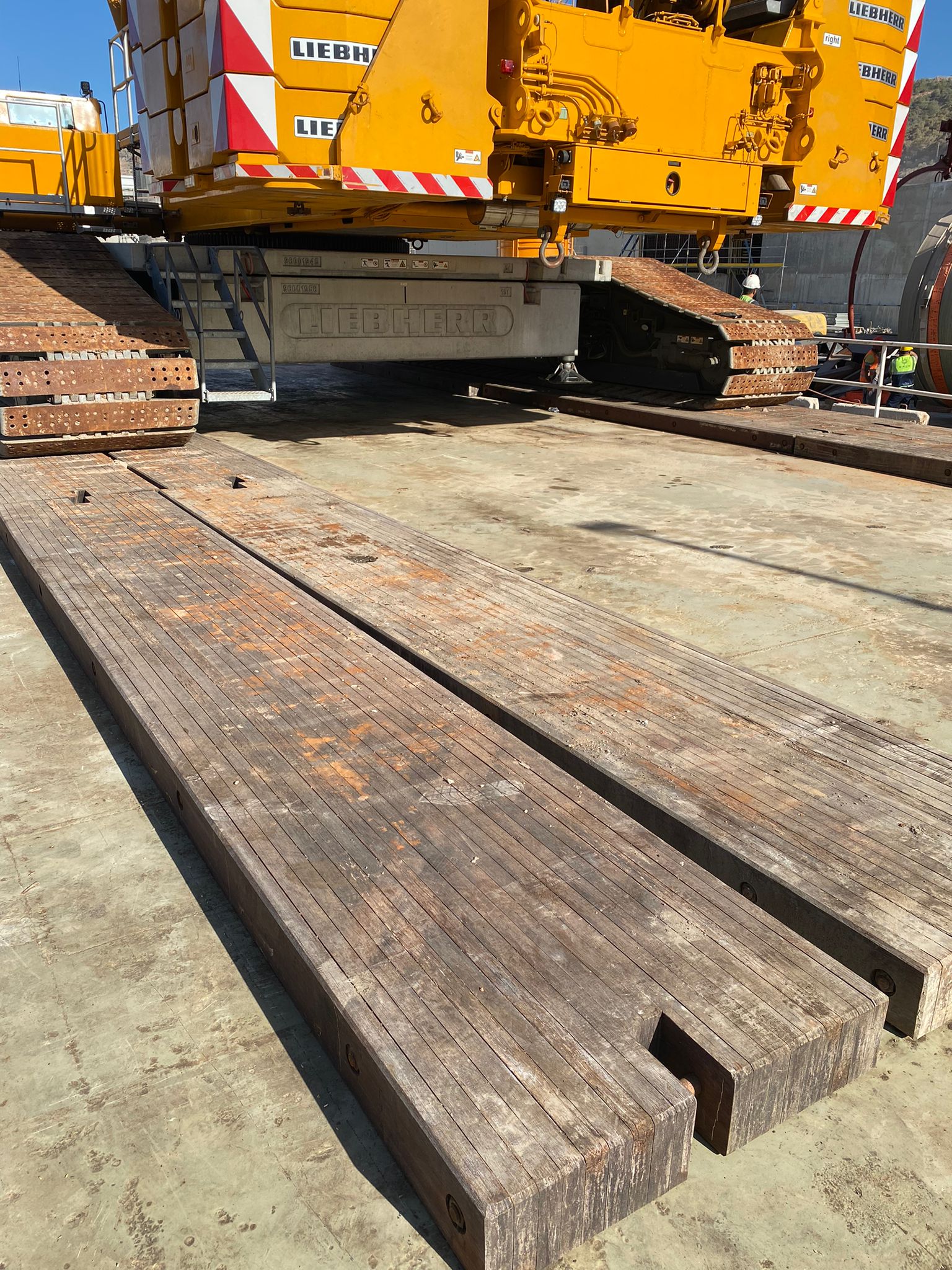 Crane mats from bamboo composite - RemoraDocks