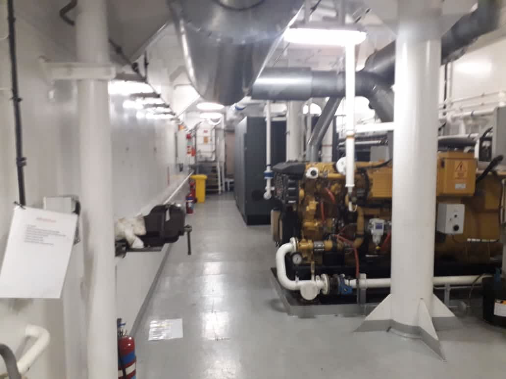 LARGE Multi Purpose Deck Barge (Hydrodeck) - RemoraDocks